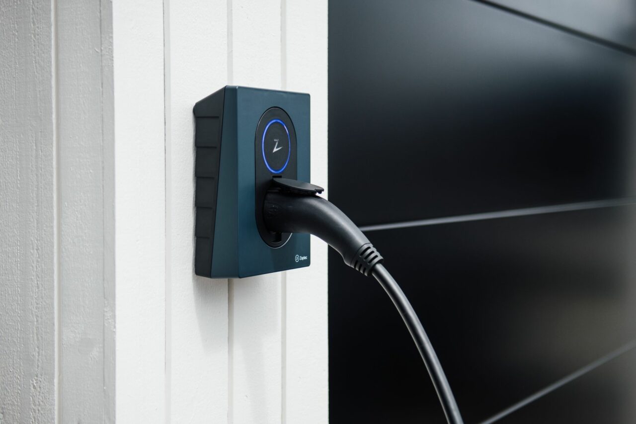 Montere elbillader | Arro Elektro har lang erfaring